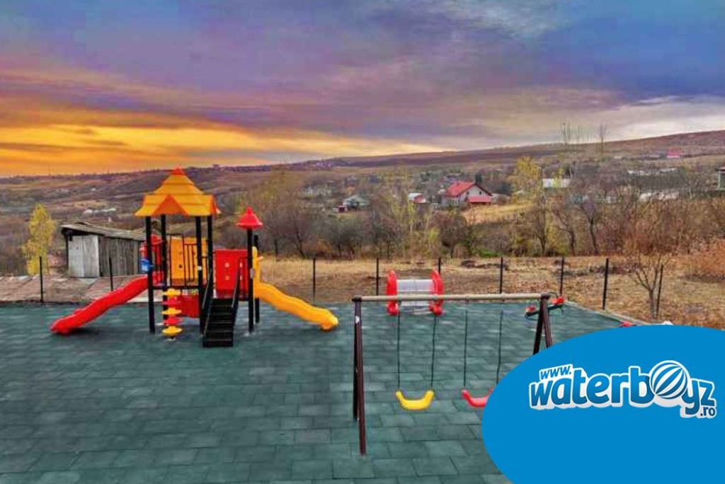 Amenajare loc de joacă exterior Sat Poiana, comuna Deleni - Waterboyz